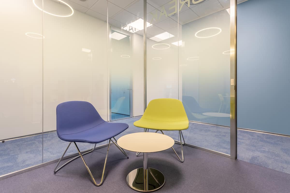 Uffici VISION: il legame tra colori, brand identity e luogo | Biesse GC